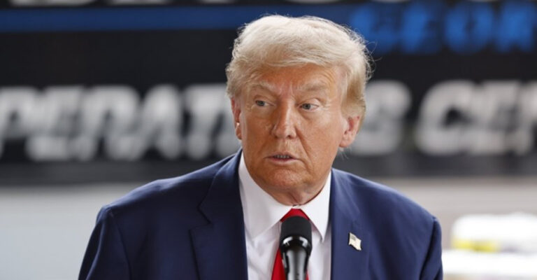 (Видео) Трамп гласаше: Слушам дека ни оди многу добро